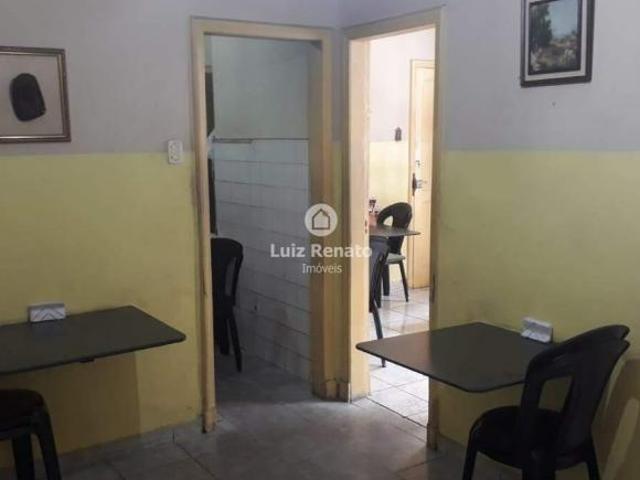 Casa à venda 7 quartos 1 vaga Santa Efigênia