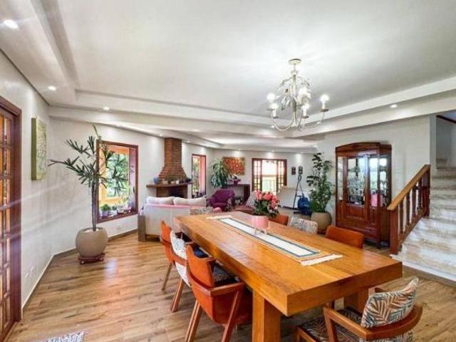 Casa à venda, 400 m² por R$ 2.500.000,00 Clube da Montanha Atibaia/SP