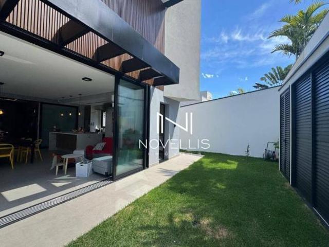 Casa à venda, 400 m² por R$ 5.100.000,00 Urbanova São José dos Campos/SP