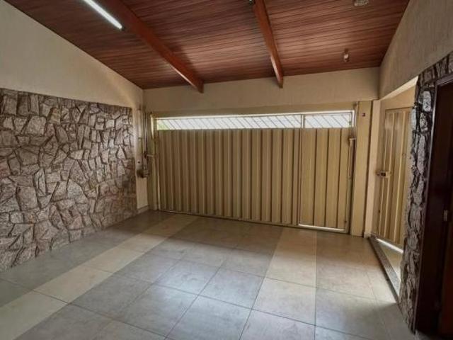 Casa a venda