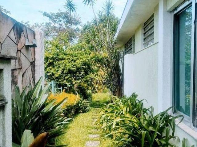 Casa com 4 dormitórios à venda, 450 m² por R$ 3.300.000,00 Jardim Floresta São Paulo/SP