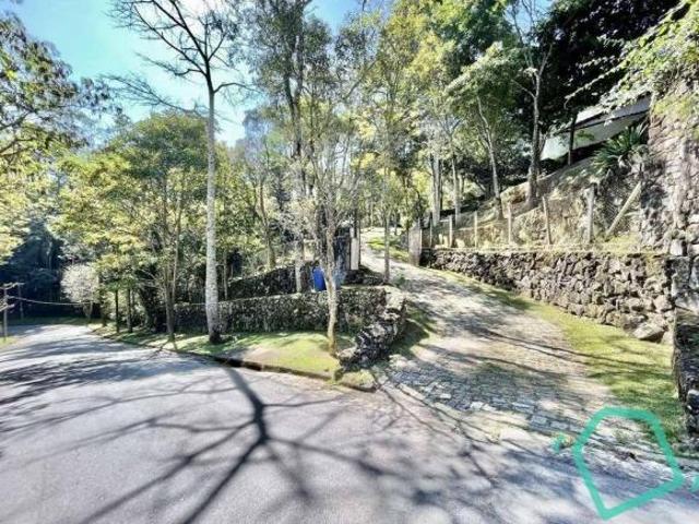 Casa à venda, 478 m² por R$ 1.570.000,00 Embu das Artes Embu das Artes/SP