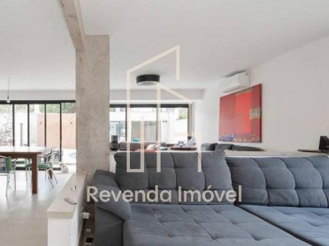 Casa à venda 490m² 4 dormitórios e 4 vagas no Alto de Pinheiros