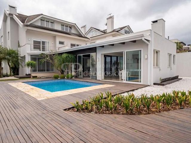 Casa à venda 4 dorm, 4 vagas e piscina no Alphaville Graciosa, PINHAIS PR
