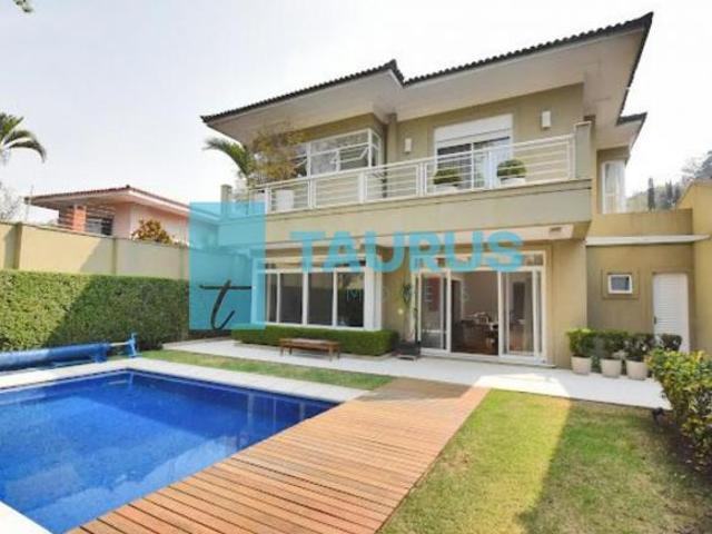 Casa à venda, 4 dormitórios, 4 vagas, 500m², Morumbi
