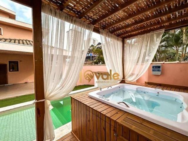 Casa á VENDA 4 dormitórios 355m² JD Aquarius IV SJCampos/SP