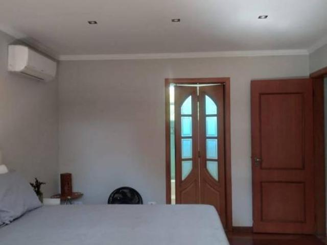 CASA A VENDA 4 DORMS CONDOMÍNIO FECHADO BARUERI