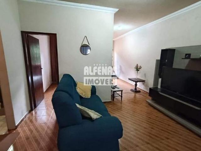 Casa à venda 4 quartos no Bairro BERNARDO MONTEIRO