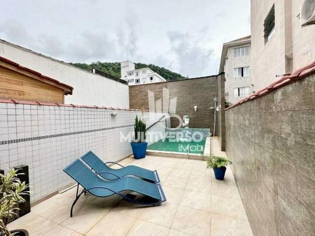 Casa à venda, 4 quartos no bairro Marapé em Santos