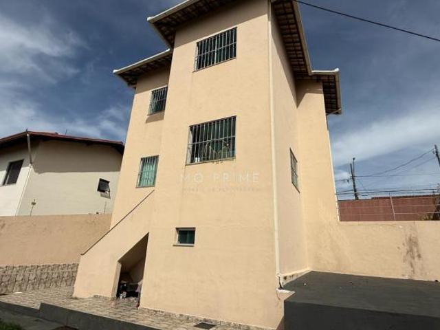 Casa à Venda – 4 Quartos no Bairro Nossa Senhora do Carmo | Contagem