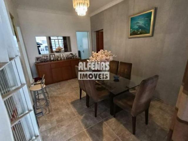Casa à venda 4 quartos no Bairro RIACHO DAS PEDRAS