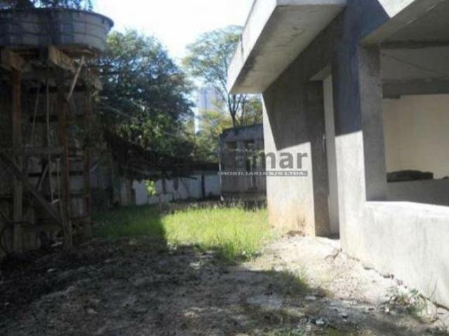 Casa à venda 4 quartos no Boaçava