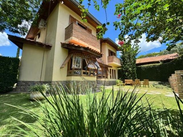 Casa a venda 4 quartos no Clube de Campo Valinhos