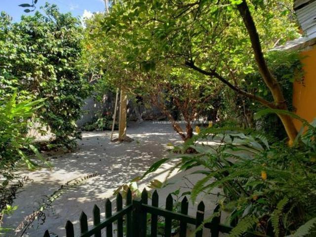 Casa à venda 4 quartos no Jardim D&apos abril