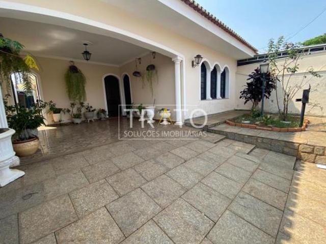 Casa à venda 4 quartos no Parque Taquaral