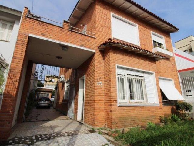 Casa à venda 4 quartos dormitórios, suíte, 3 vagas Partenon, Porto Alegre
