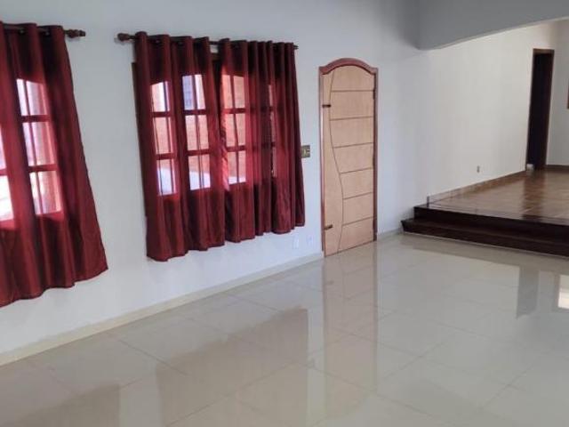 Casa á venda 4 quartos Jardim Santa Genebra em Campinas