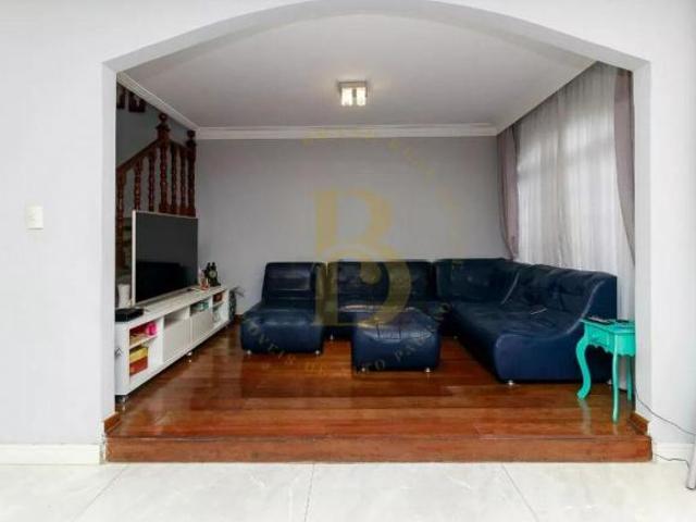 Casa à venda 4 Quartos sendo 1 suíte, 2 Vagas, Piscina, 500m do metrô Alto da Boa Vista / Sp