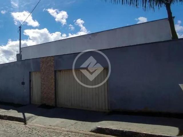 Casa a venda 4 quartos sendo 1 suíte Lote inteiro Lagoa Santa MG MY BROKER