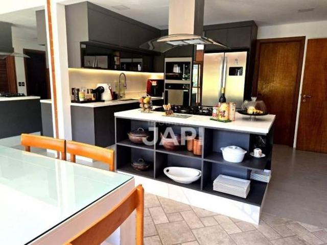 Casa à venda 4 Quartos sendo 2 suítes, Porteira Fechada 441,19m² Jundiai/SP R$ 2.650.000,00