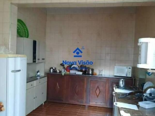 Casa à venda, 4 quartos, 1 suíte, 3 vagas, Centro Uberaba/MG