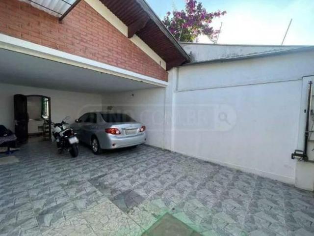 Casa à venda, 4 quartos, 1 suíte, 3 vagas, Nova Piracicaba Piracicaba/SP