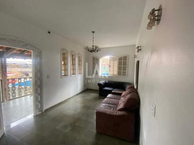 Casa à venda, 4 quartos, 1 suíte, 10 vagas, Camargos Belo Horizonte/MG