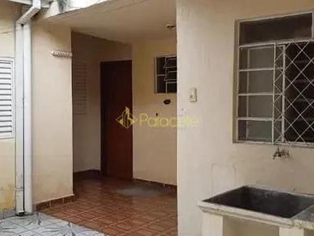 Casa à venda 4 Quartos, 1 Suite, 2 Vagas, 140M², Jardim das Nações, Taubaté SP