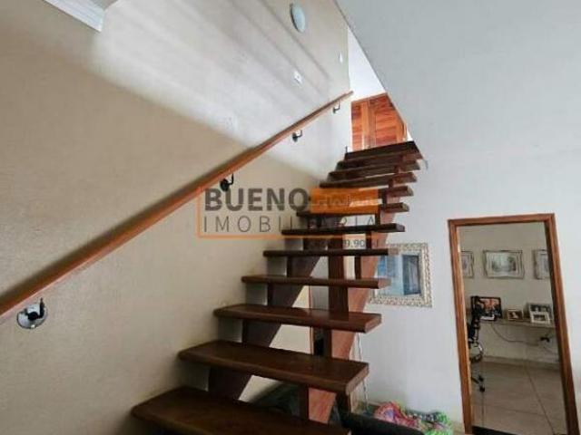 Casa à venda, 4 quartos, 1 suíte, 2 vagas, Centro Santa Bárbara D&apos Oeste/SP