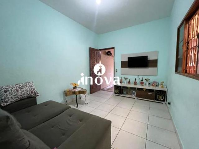 Casa à venda, 4 quartos, 1 suíte, 2 vagas, Josa Bernardino Uberaba/MG