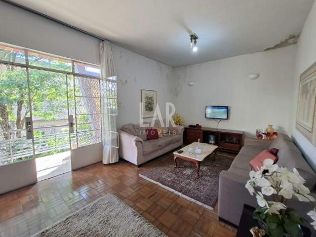 Casa à venda, 4 quartos, 1 suíte, 2 vagas, Santo Antônio Belo Horizonte/MG