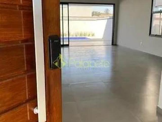 Casa à venda 4 Quartos, 1 Suite, 4 Vagas, 300M², Bairro do Grama, Caçapava SP Condomínio Terras d