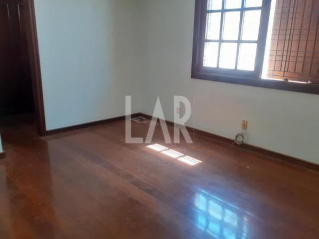 Casa à venda, 4 quartos, 1 suíte, 4 vagas, Esplanada Belo Horizonte/MG