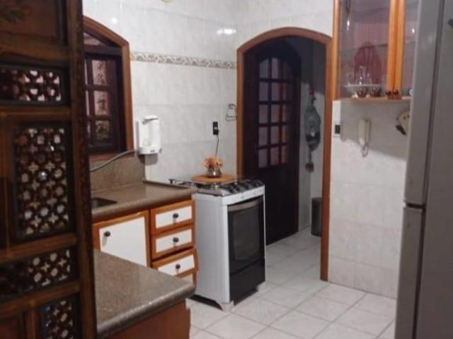 Casa à venda 4 Quartos, 1 Suite, 5 Vagas, 336M², Campos Elíseos, Taubaté SP