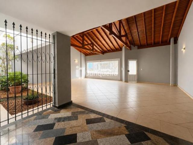 Casa à venda, 4 quartos, 1 suíte, 5 vagas, Nova Piracicaba Piracicaba/SP