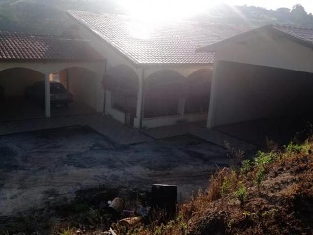 Casa à venda 4 Quartos, 1 Suite, 6 Vagas, 15000M², Barreiro, Taubaté SP