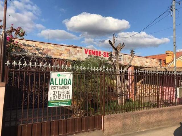 Casa à venda, 4 quartos, 1 suíte, Centro Matozinhos/MG