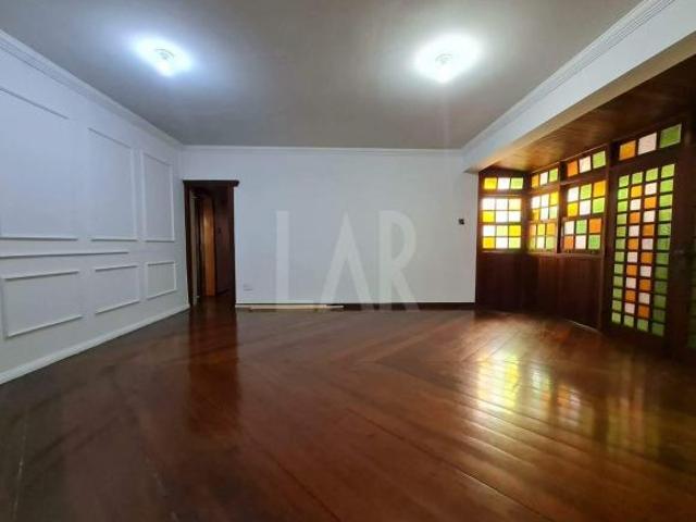 Casa à venda, 4 quartos, 1 vaga, Sagrada Família Belo Horizonte/MG