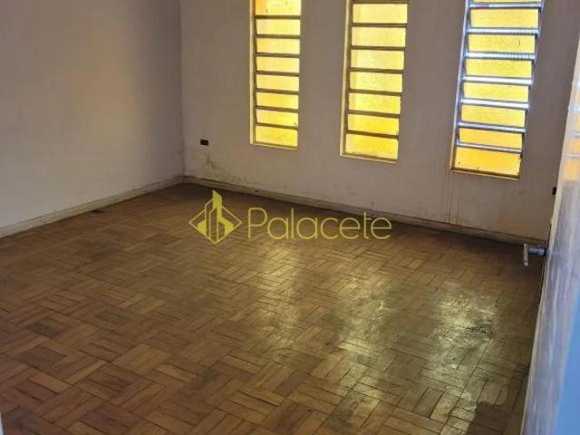 Casa à venda 4 Quartos, 200M², Chácara Doutor Hipólito, Taubaté SP
