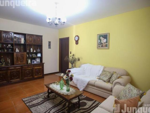 Casa à venda, 4 quartos, 2 suítes, Dois Córregos Piracicaba/SP