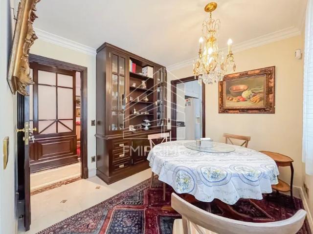 Casa à venda, 4 quartos, 2 suítes e 3 vagas Pacaembu São Paulo/SP