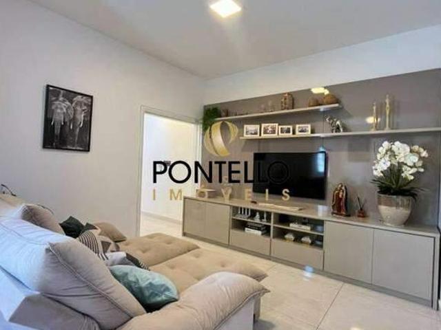 Casa à Venda – 4 Quartos 2 Suítes – Espaço Gourmet – Piscina – 2 Vagas – Alto Barroca
