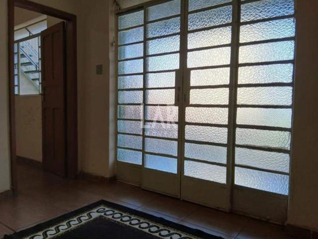 Casa à venda, 4 quartos, 2 suítes, 10 vagas, Sagrada Família Belo Horizonte/MG