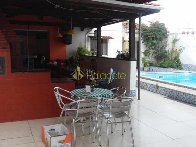 Casa à venda 4 Quartos, 2 Suites, 2 Vagas, 300M², Parque São Domingos, Pindamonhangaba SP