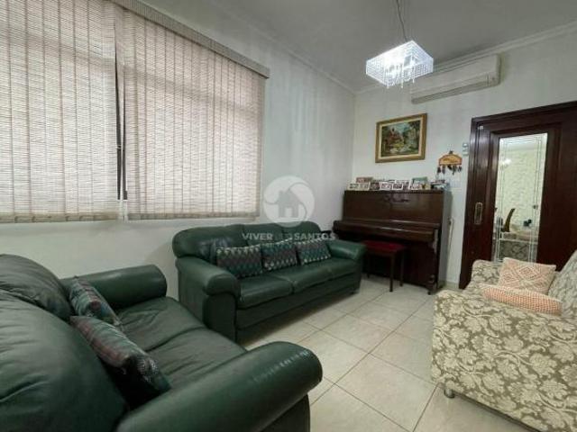 Casa à venda, 4 quartos, 2 suítes, 2 vagas, Gonzaga Santos/SP