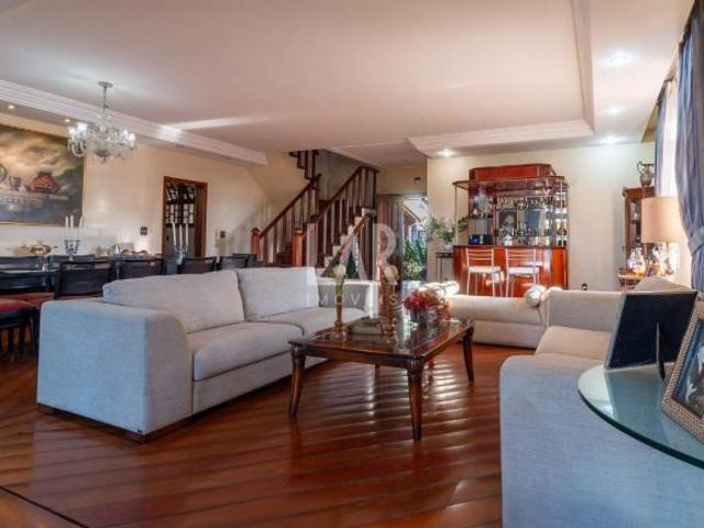 Casa à venda, 4 quartos, 2 suítes, 4 vagas, Belvedere Belo Horizonte/MG
