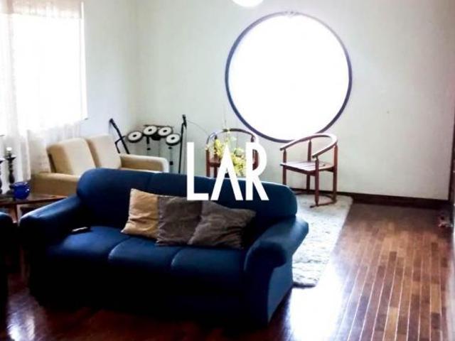 Casa à venda, 4 quartos, 2 suítes, 4 vagas, São Lucas Belo Horizonte/MG
