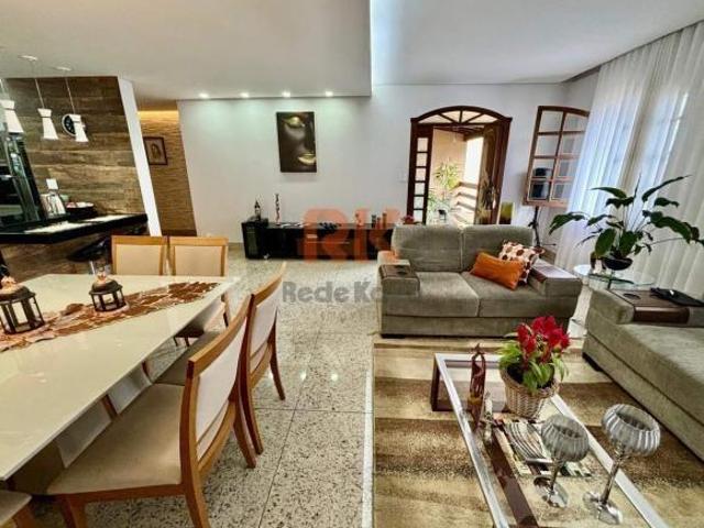 Casa à venda, 4 quartos, 2 suítes, 4 vagas, Santa Cruz Belo Horizonte/MG