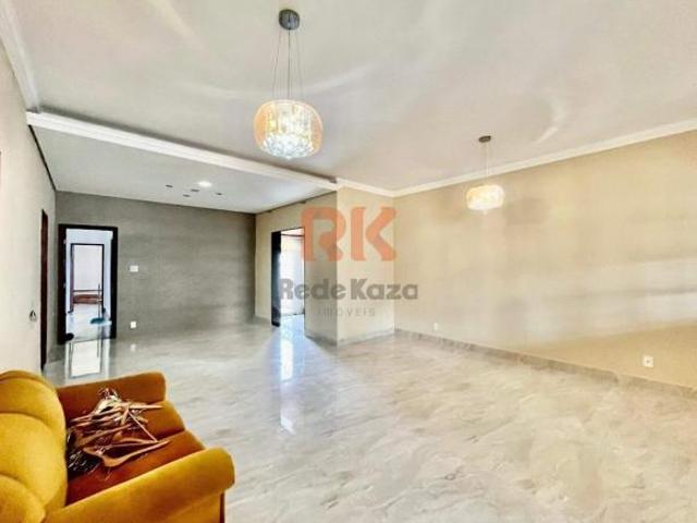 Casa à venda, 4 quartos, 2 suítes, 4 vagas, Santa Amélia Belo Horizonte/MG