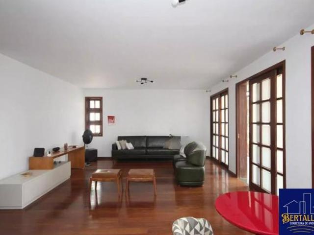 Casa à venda, 4 quartos, 2 suítes, 4 vagas, Santa Lúcia Belo Horizonte/MG